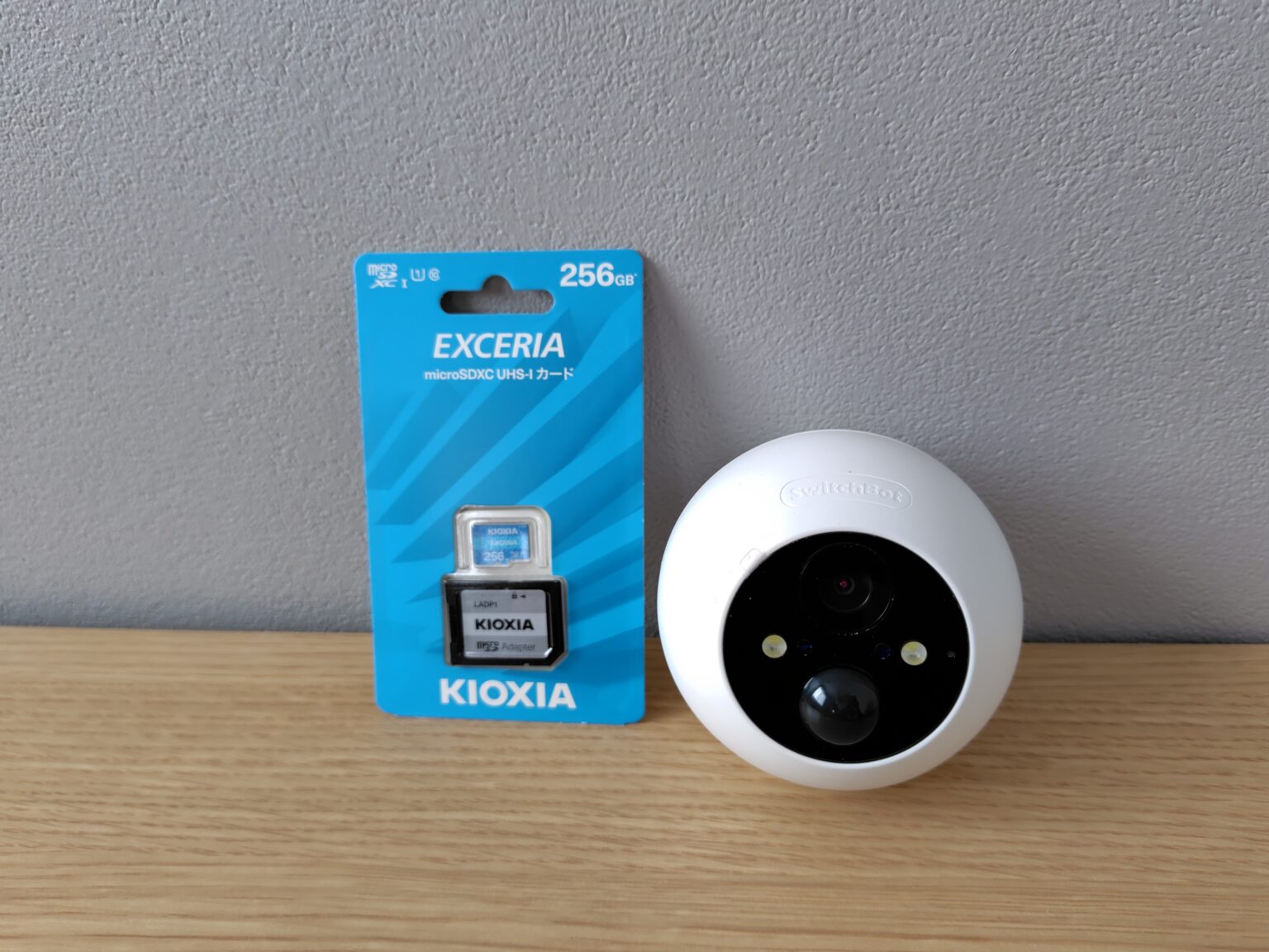 SwitchBotカメラ各種のSDカードの使用方法を解説【屋内カメラ・見守りカメラ・屋外カメラ】
